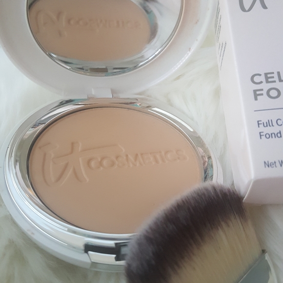 it cosmetics | Makeup | It Cosmetics Celebration Foundation | Poshmark